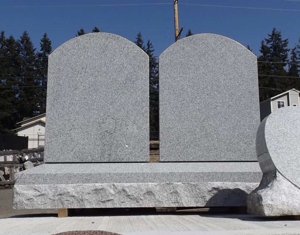 Gallery: Upright Monuments – Design Memorials